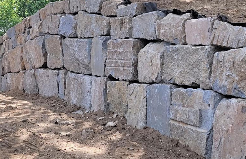 Retaining Walls | Boulder Walls | Granite Walls Twin Cities MN